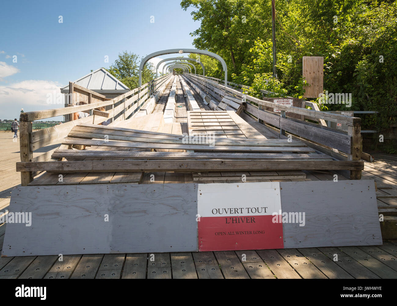 Chateau frontenac toboggan slide hi-res stock photography and images ...