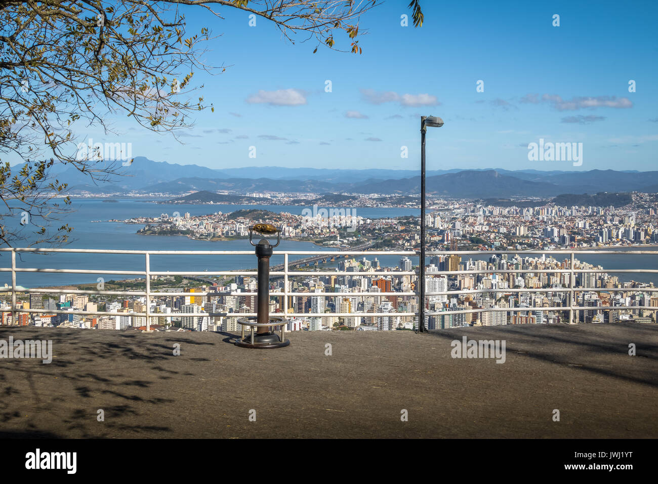 Santa viewpoint hi-res stock photography and images - Alamy