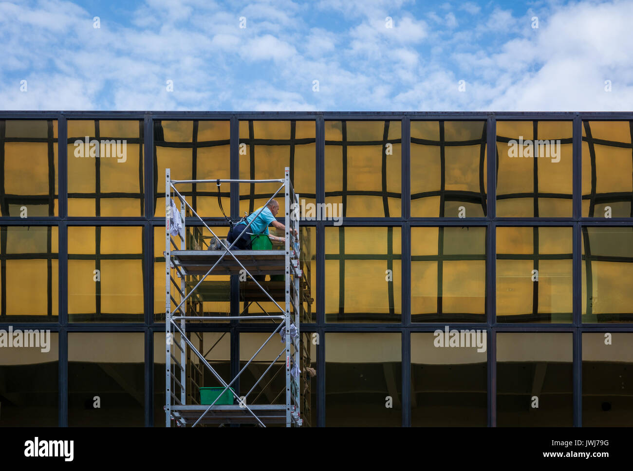 Mobile elevating work platform or mewp hi-res stock photography and ...