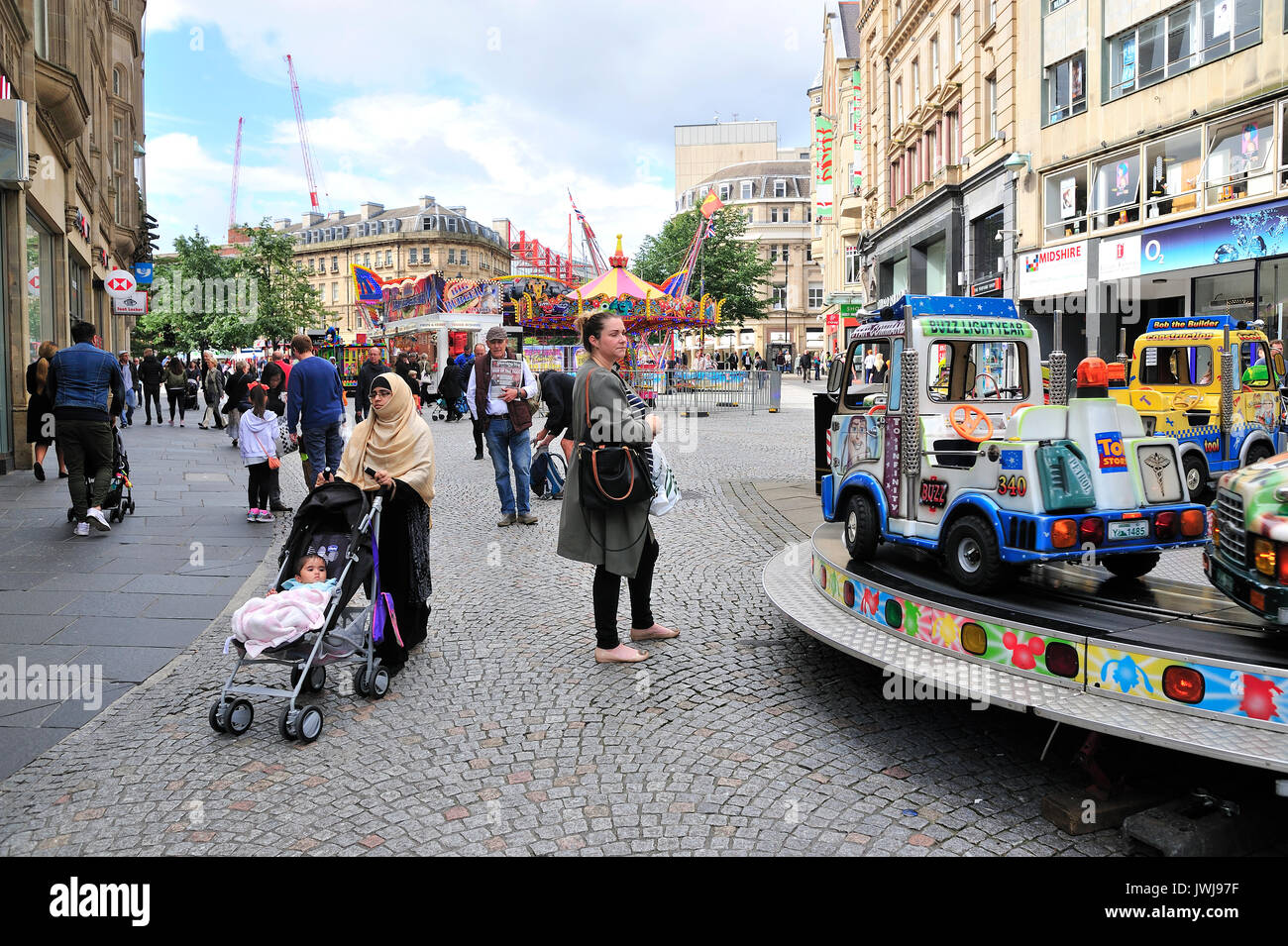 Fairground Sheffield City Centre Stock Photo - Alamy