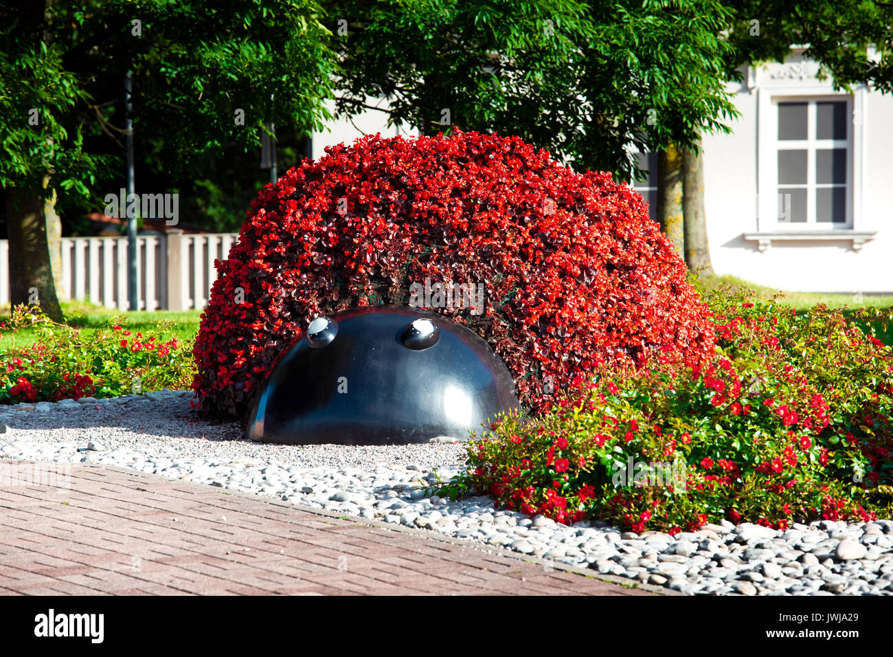 Landscape design flower hi-res stock photography and images - Alamy