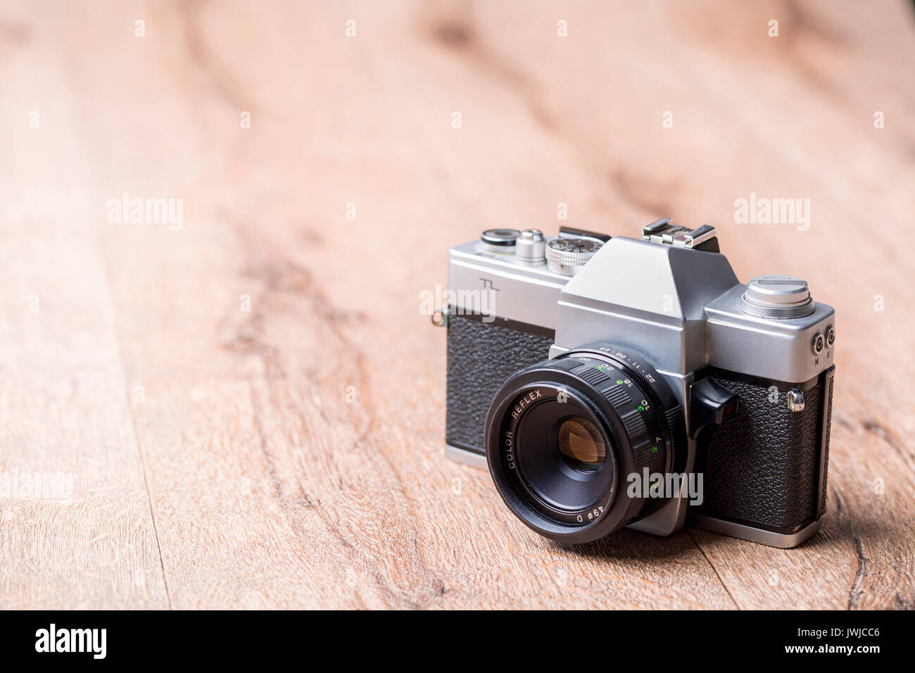 Old camera, negative space Stock Photo - Alamy