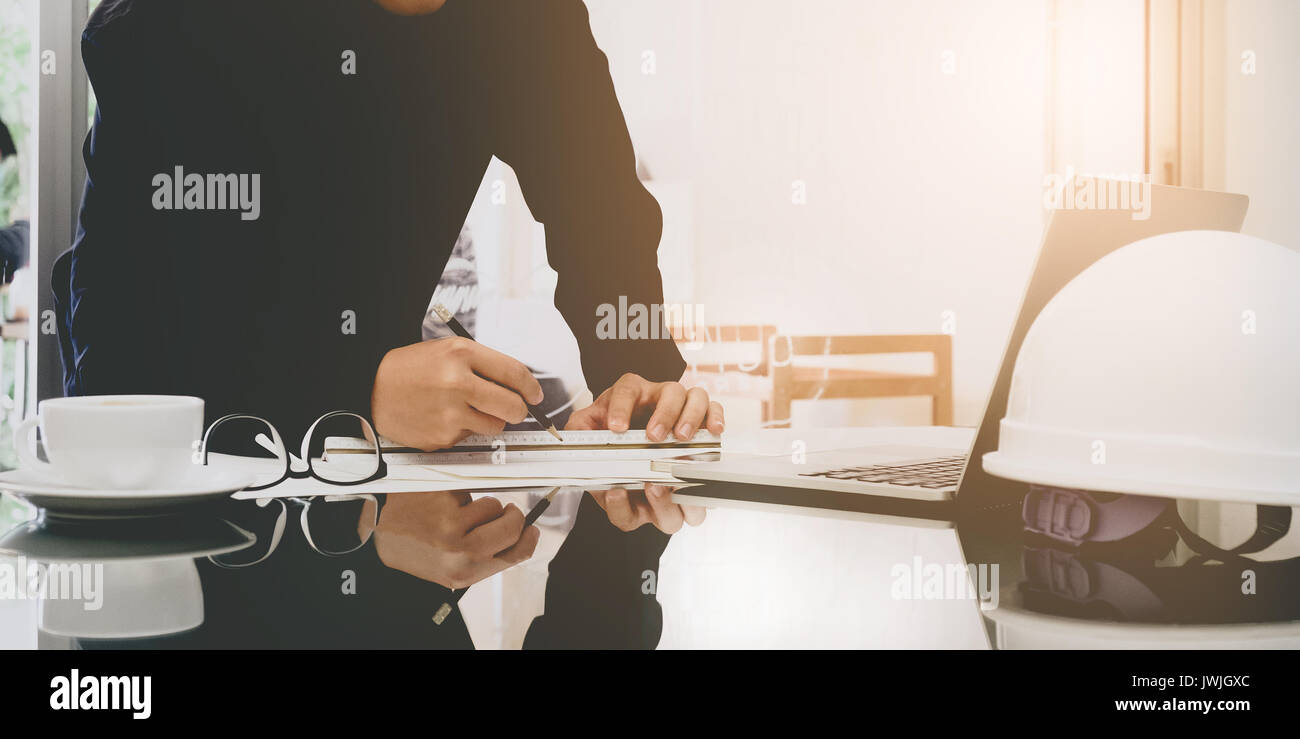 Engineer drawing hi-res stock photography and images - Alamy