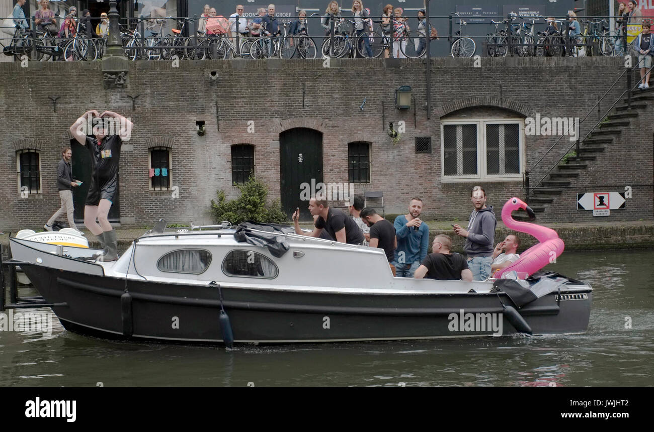 Rubber boat utrecht hi-res stock photography and images - Alamy