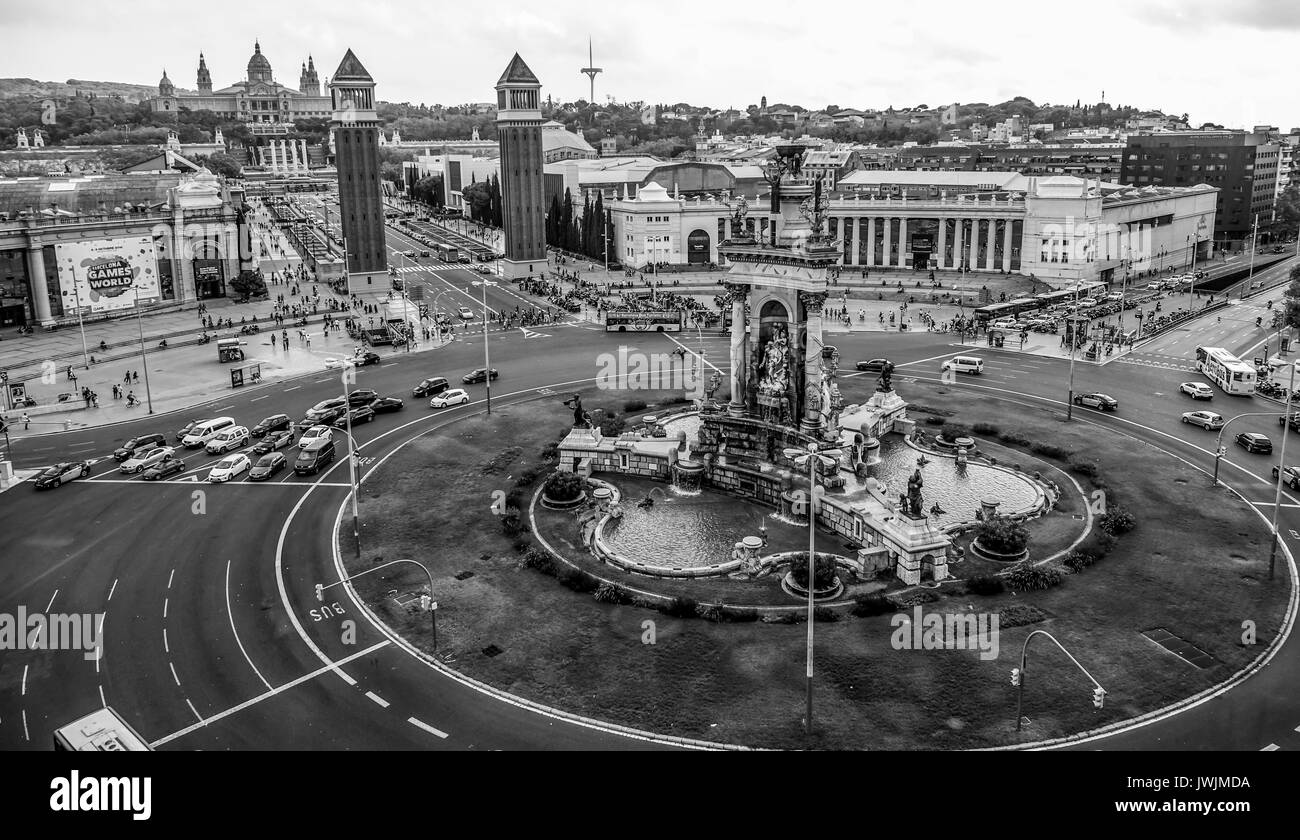 Roundabout at Placa de Espanya in Barcelona - BARCELONA / SPAIN ...