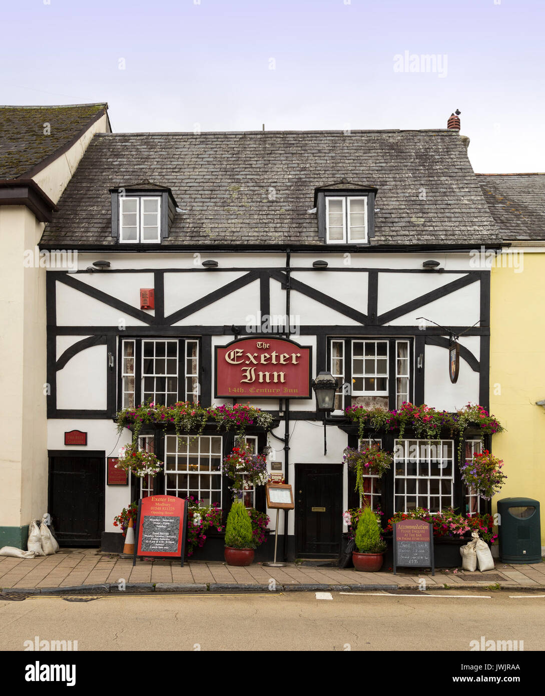 The Exeter Inn, Church Street,Modbury, Devon, a historic market town in ...