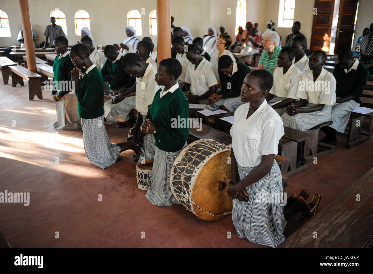 South sudan rumbek dinka women hi-res stock photography and images - Alamy