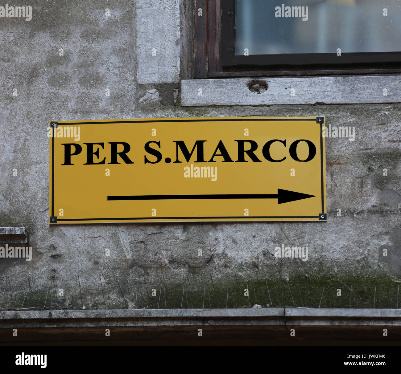 Road signs venice italy hi-res stock photography and images - Alamy