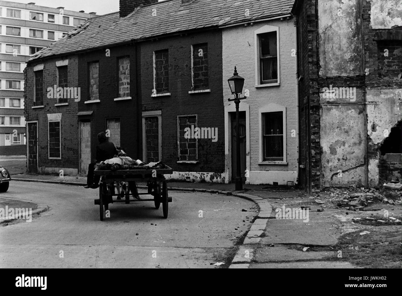 Divis flats hi-res stock photography and images - Alamy