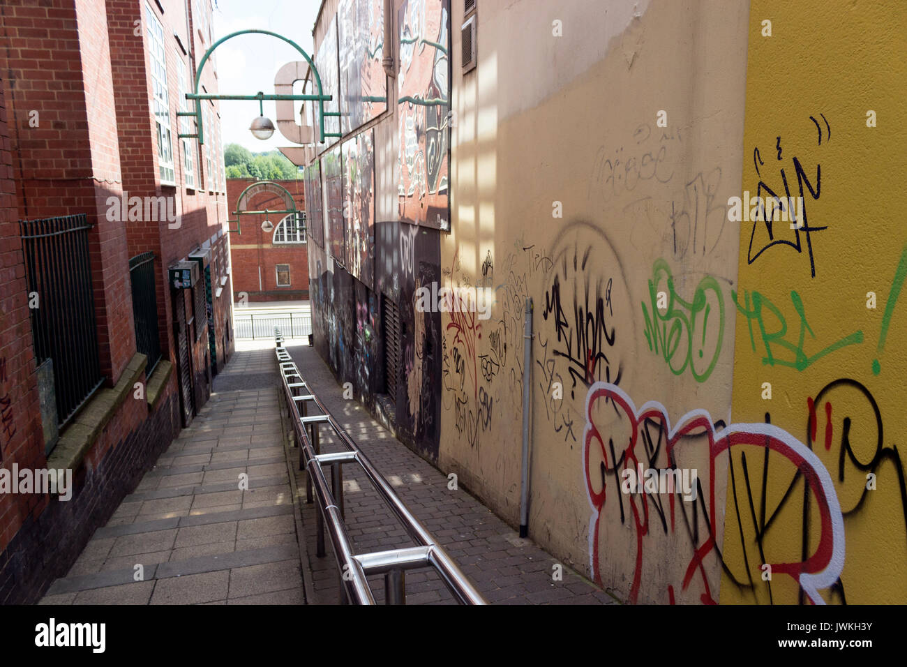 Graffiti, Writing on the Wall, Building Defacement, Narrow and Confined ...