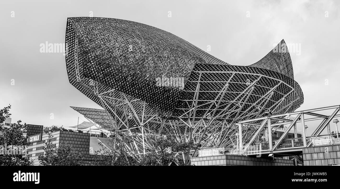 Golden Fish Frank Gehry Stock Photos & Golden Fish Frank Gehry Stock ...