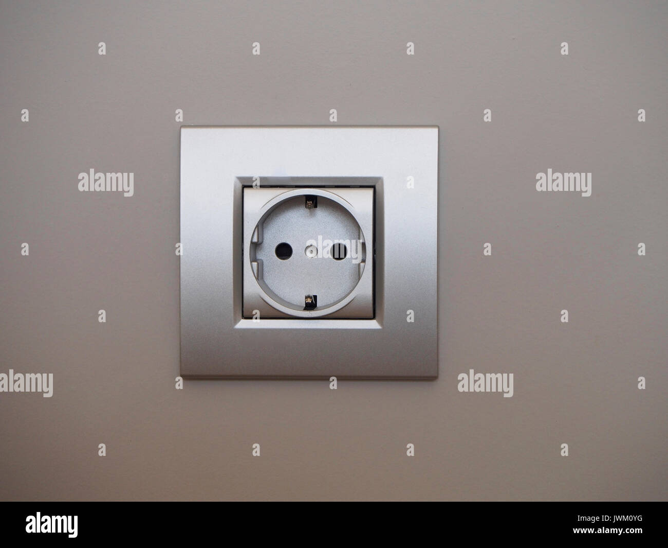 Outlet plate hi-res stock photography and images - Alamy