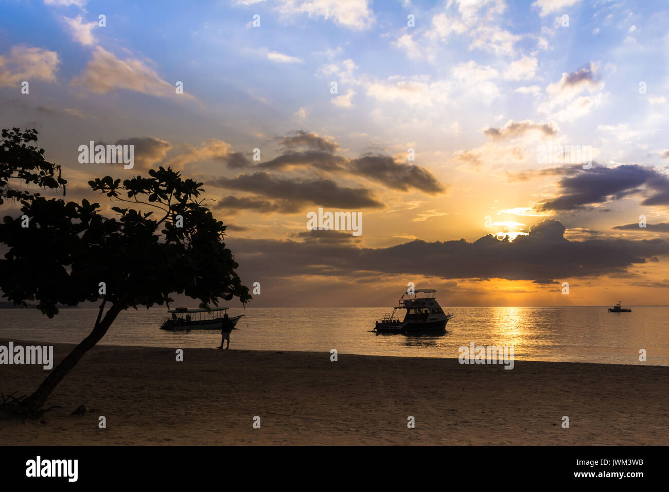 Jamaica beach sunset hi-res stock photography and images - Alamy