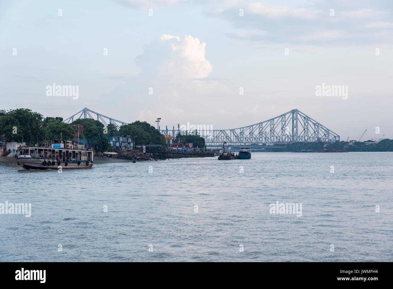 Howrah bridge calcutta india hi-res stock photography and images - Alamy