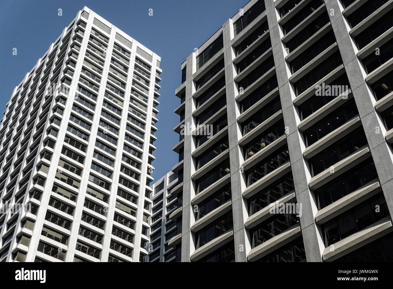 Commercial square glass buildings hi-res stock photography and images ...
