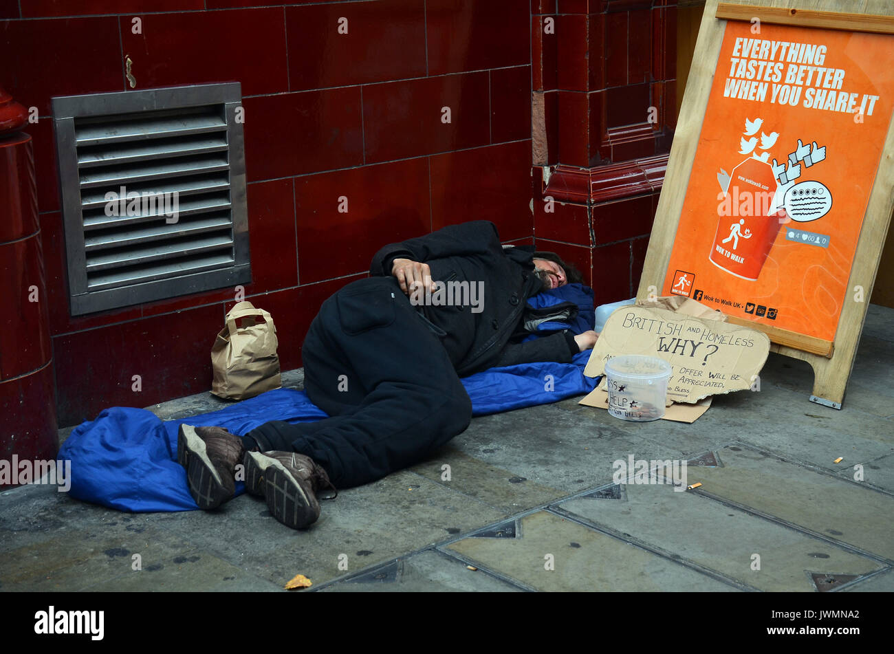 London, UK, 13/08/2017 British homeless - why man sleeping on pavement ...