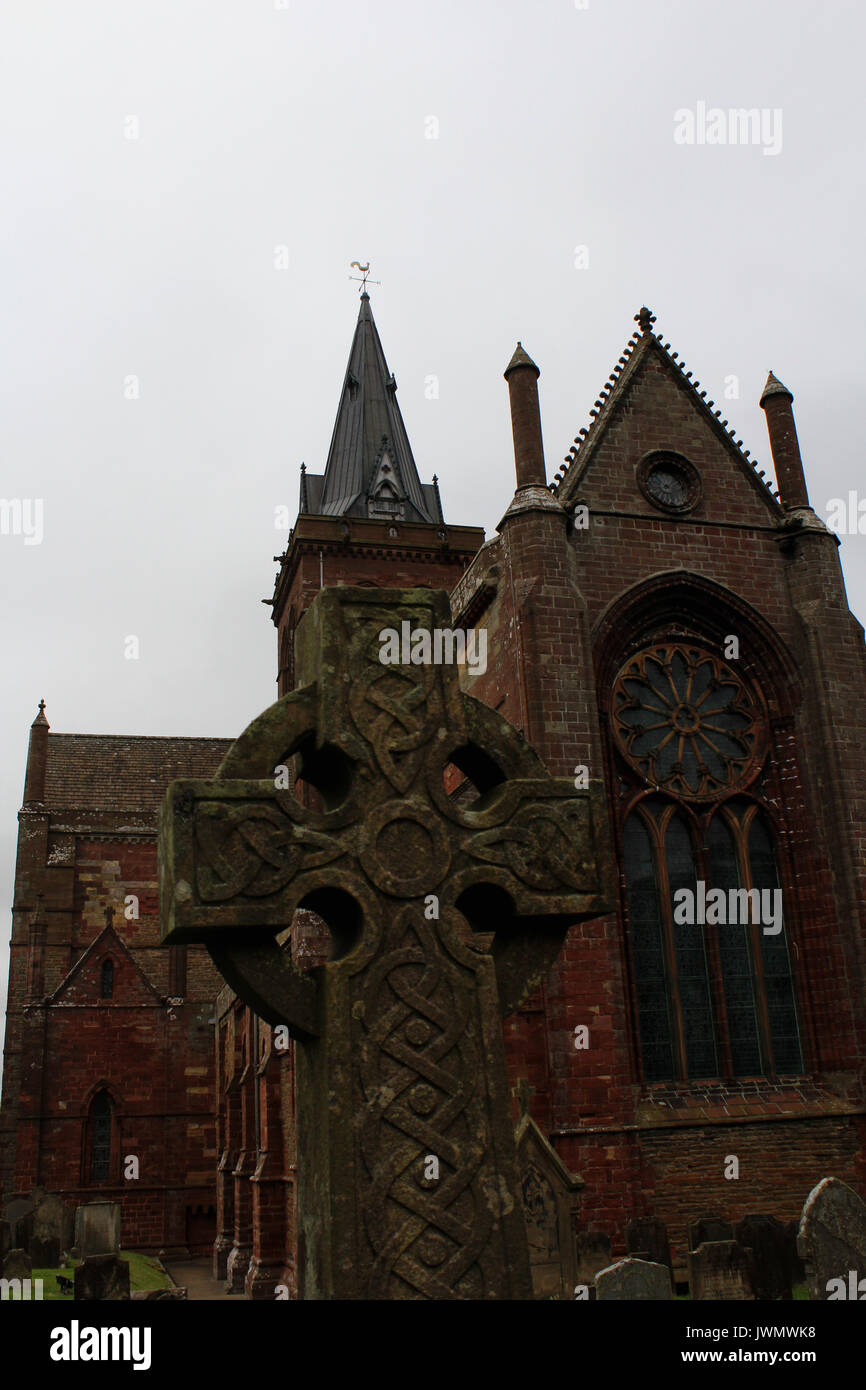 st magnus cathederal orkney Stock Photo - Alamy