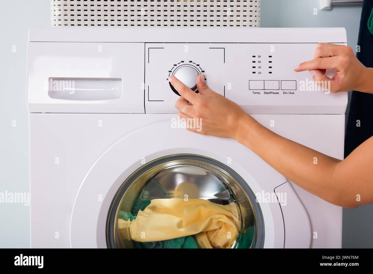 Hand wash clothes hi-res stock photography and images - Alamy