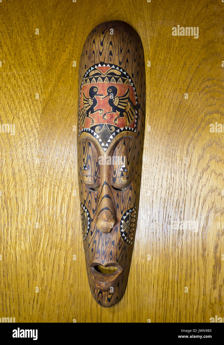 Indonesian mask hi-res stock photography and images - Alamy