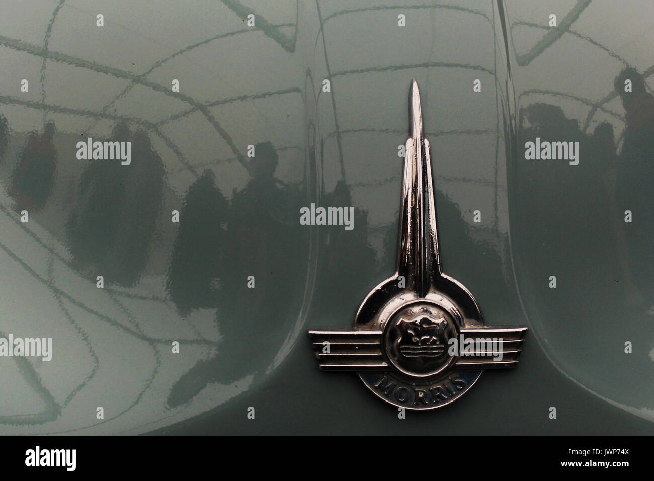 morris minor emblem Stock Photo - Alamy