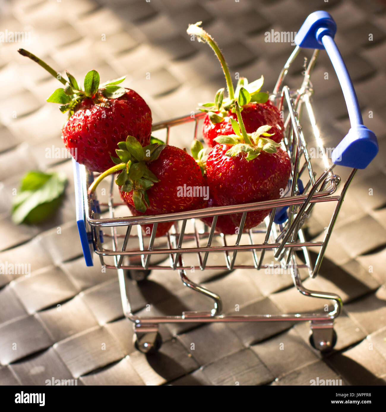 Strawberries in a shopping trolley Stock Photo - Alamy