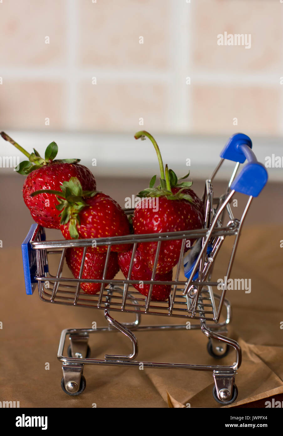 Trolley supermarket ground hi-res stock photography and images - Alamy