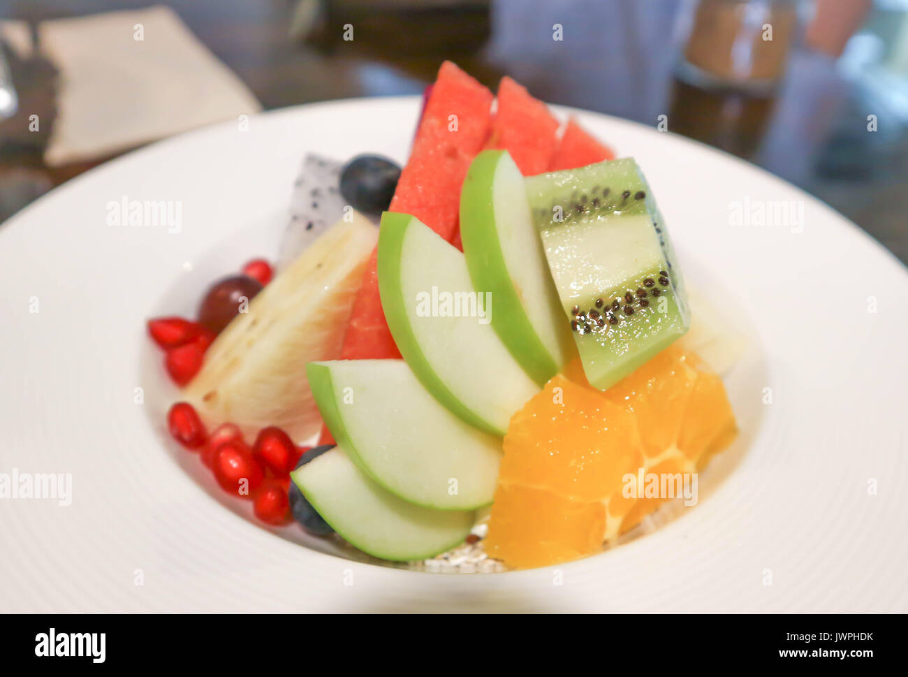apple,orange or mixed fruit salad Stock Photo - Alamy