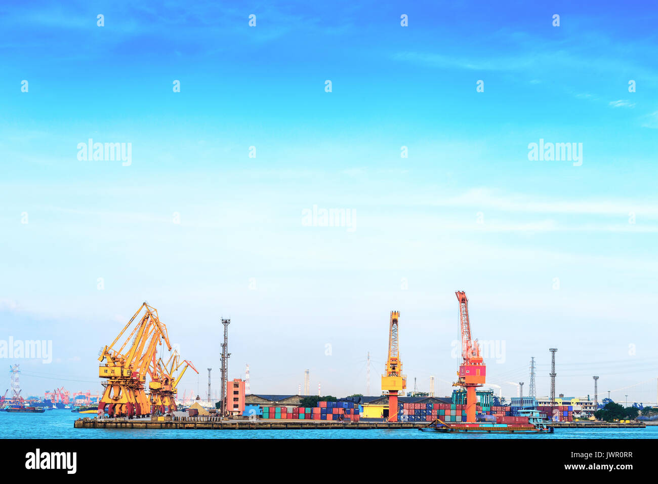 Deep sea pier hi-res stock photography and images - Alamy