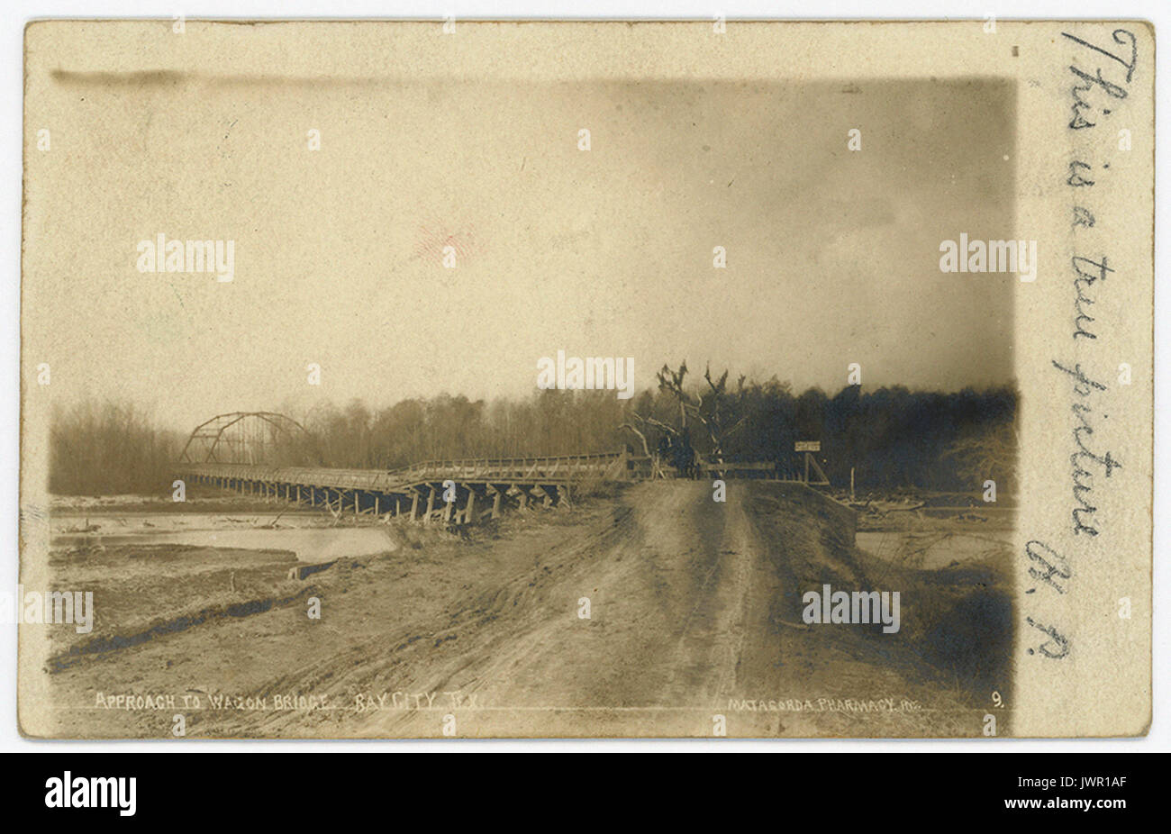 Approach to Wagon Bridge Stock Photo - Alamy