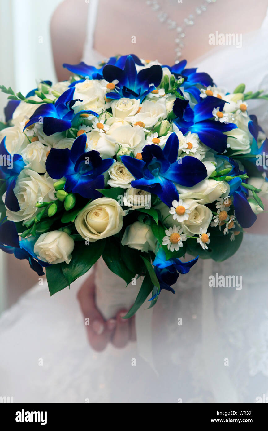 The bride holds a wedding bouquet Stock Photo - Alamy