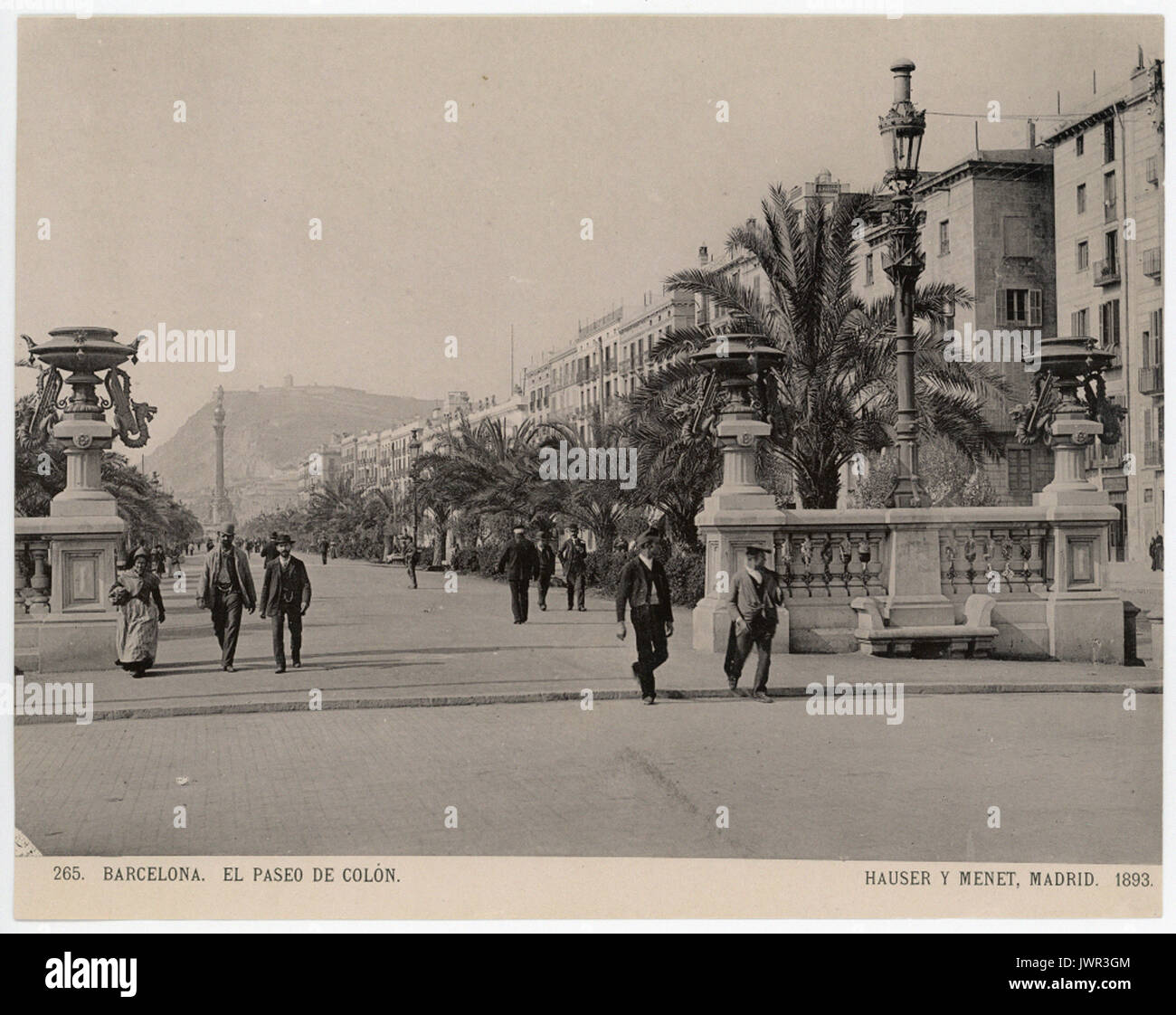 Barcelona paseo colón hi-res stock photography and images - Alamy