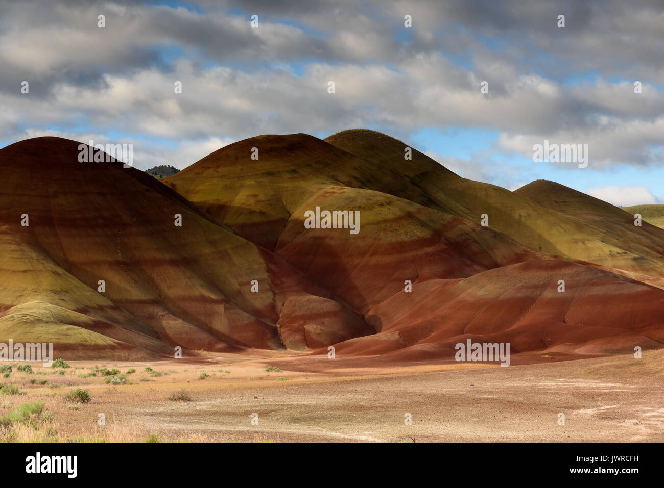 Color change hills hi-res stock photography and images - Alamy
