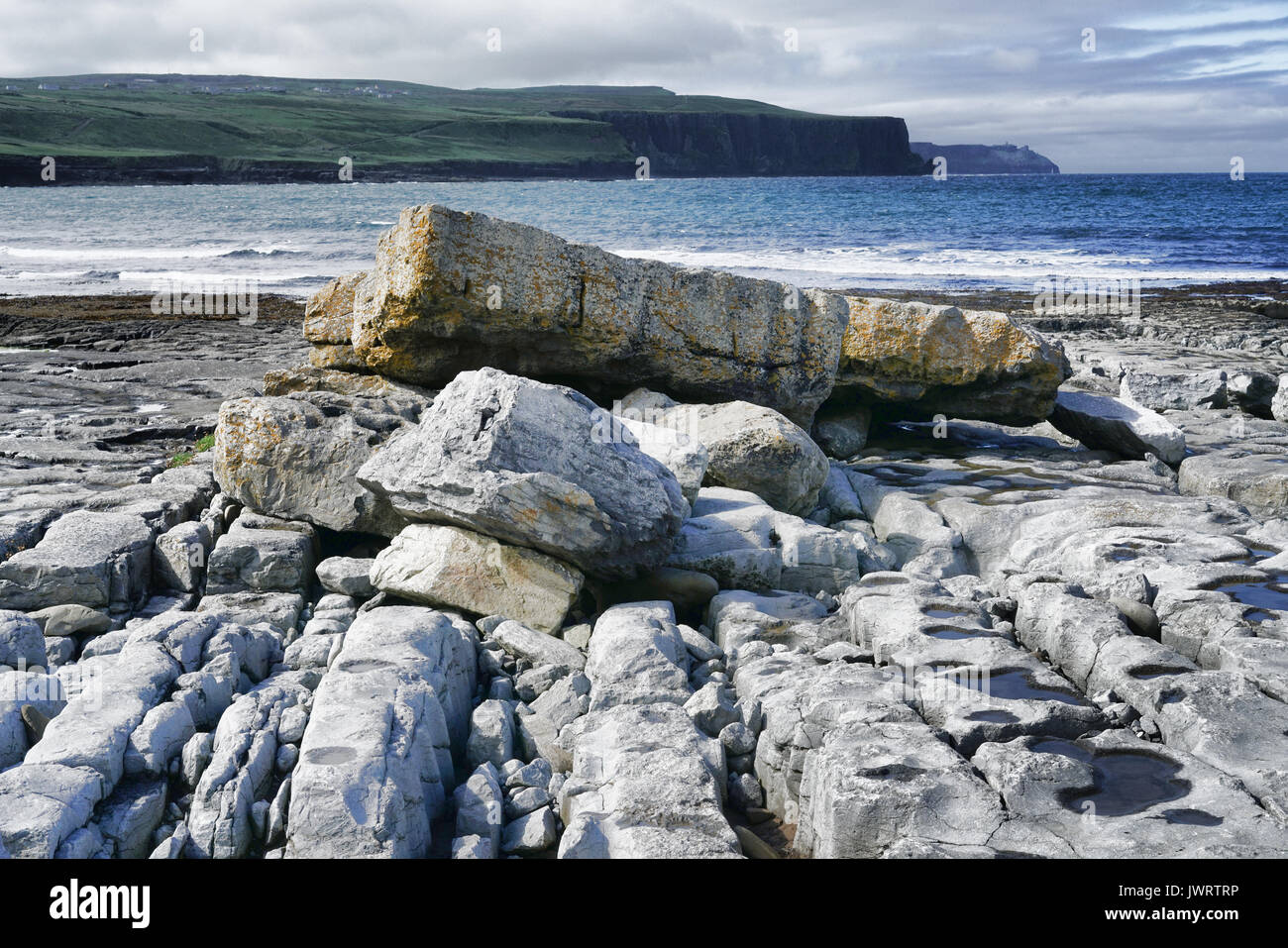 Rock pavement hi-res stock photography and images - Alamy