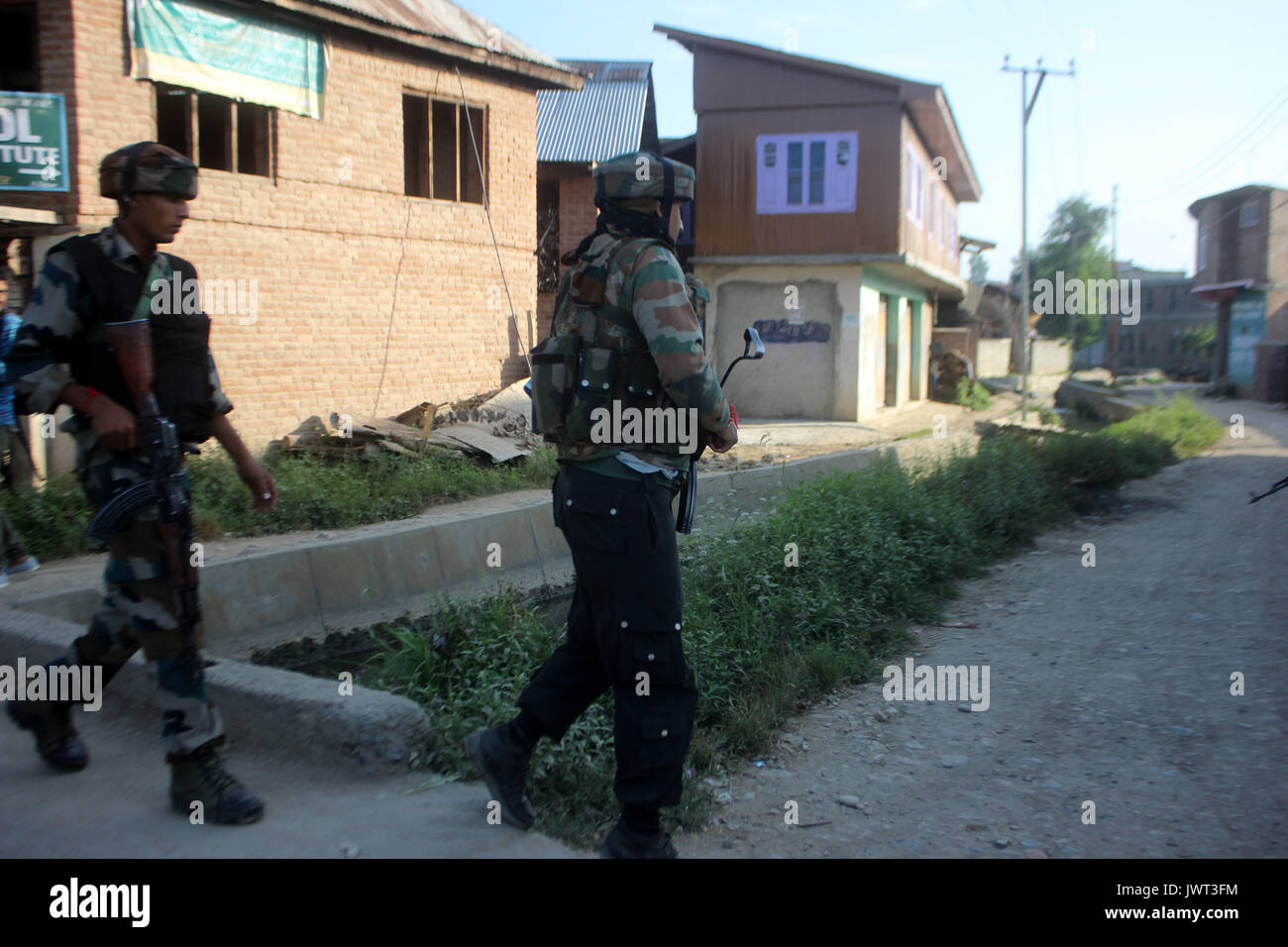 Shopian, India. 13th Aug, 2017. Three local rebels and two army men ...