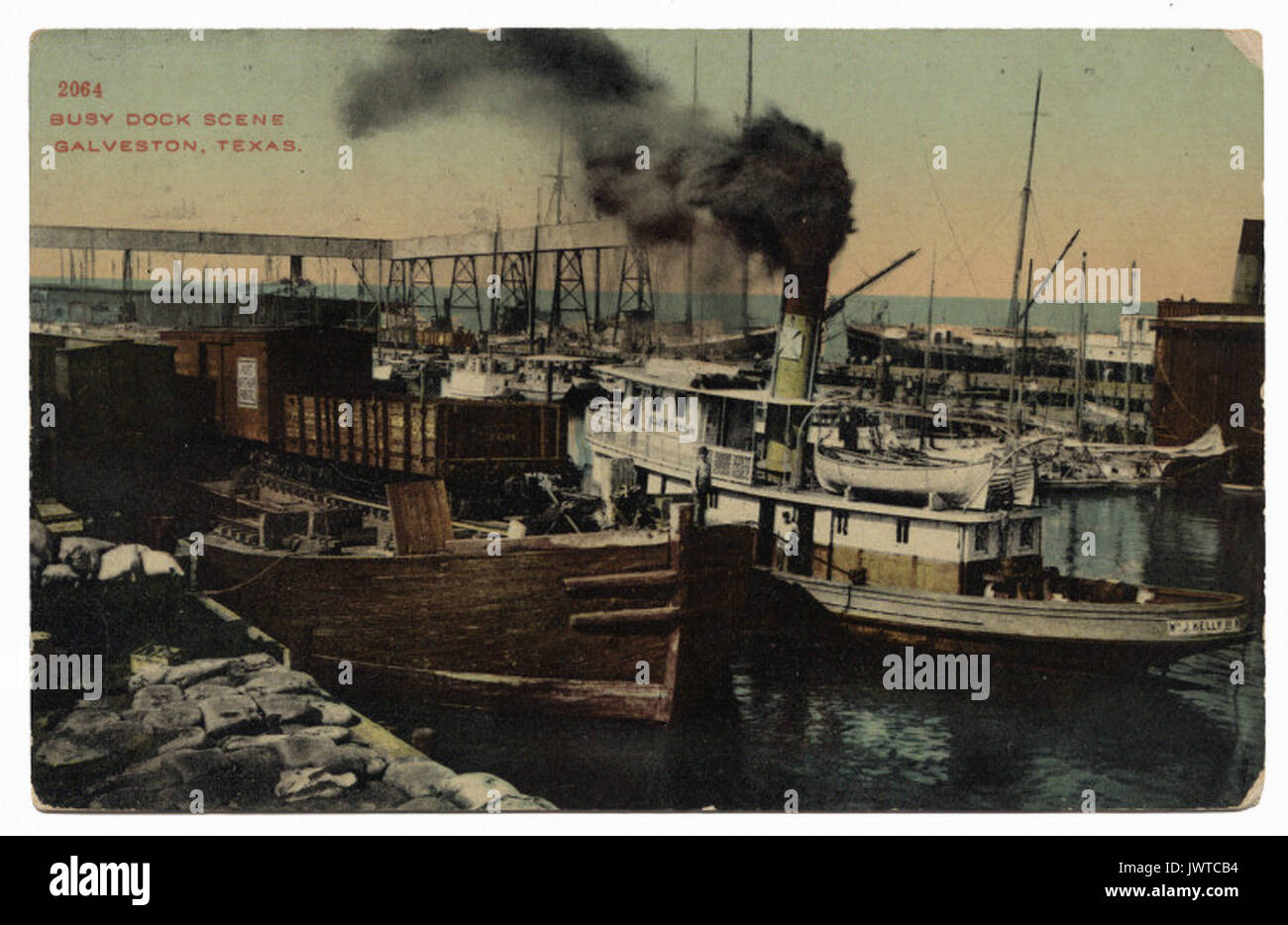 Busy dock hi-res stock photography and images - Alamy