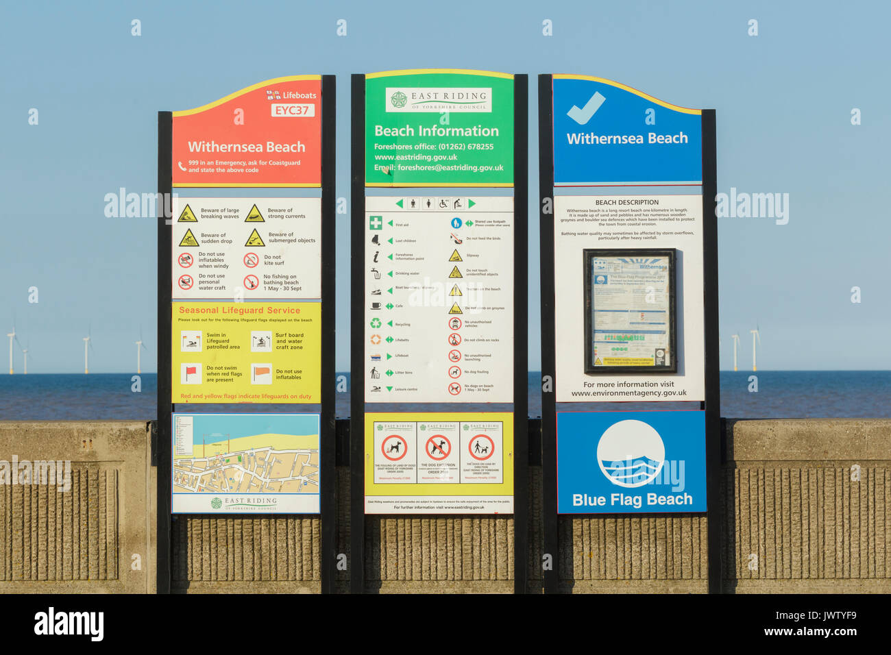 Blue flag beach information board hi-res stock photography and images ...