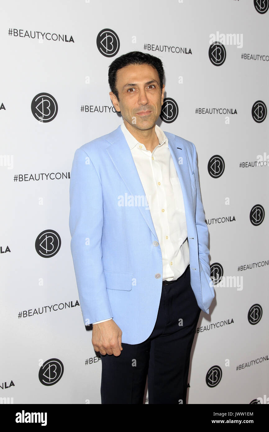 Los Angeles, CA, USA. 12th Aug, 2017. LOS ANGELES - AUG 12: Dr. Simon ...