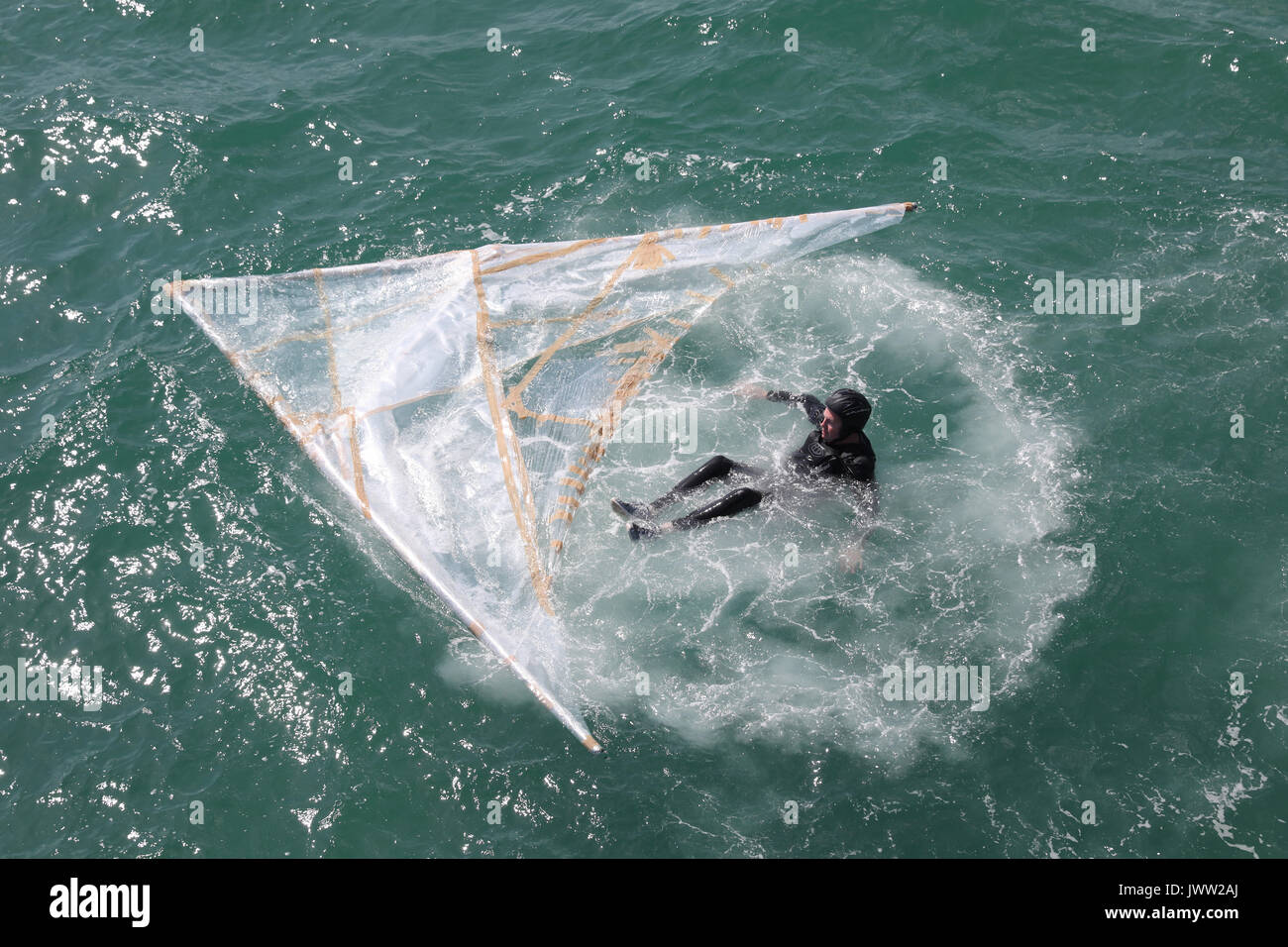 End of pier machine hi-res stock photography and images - Alamy