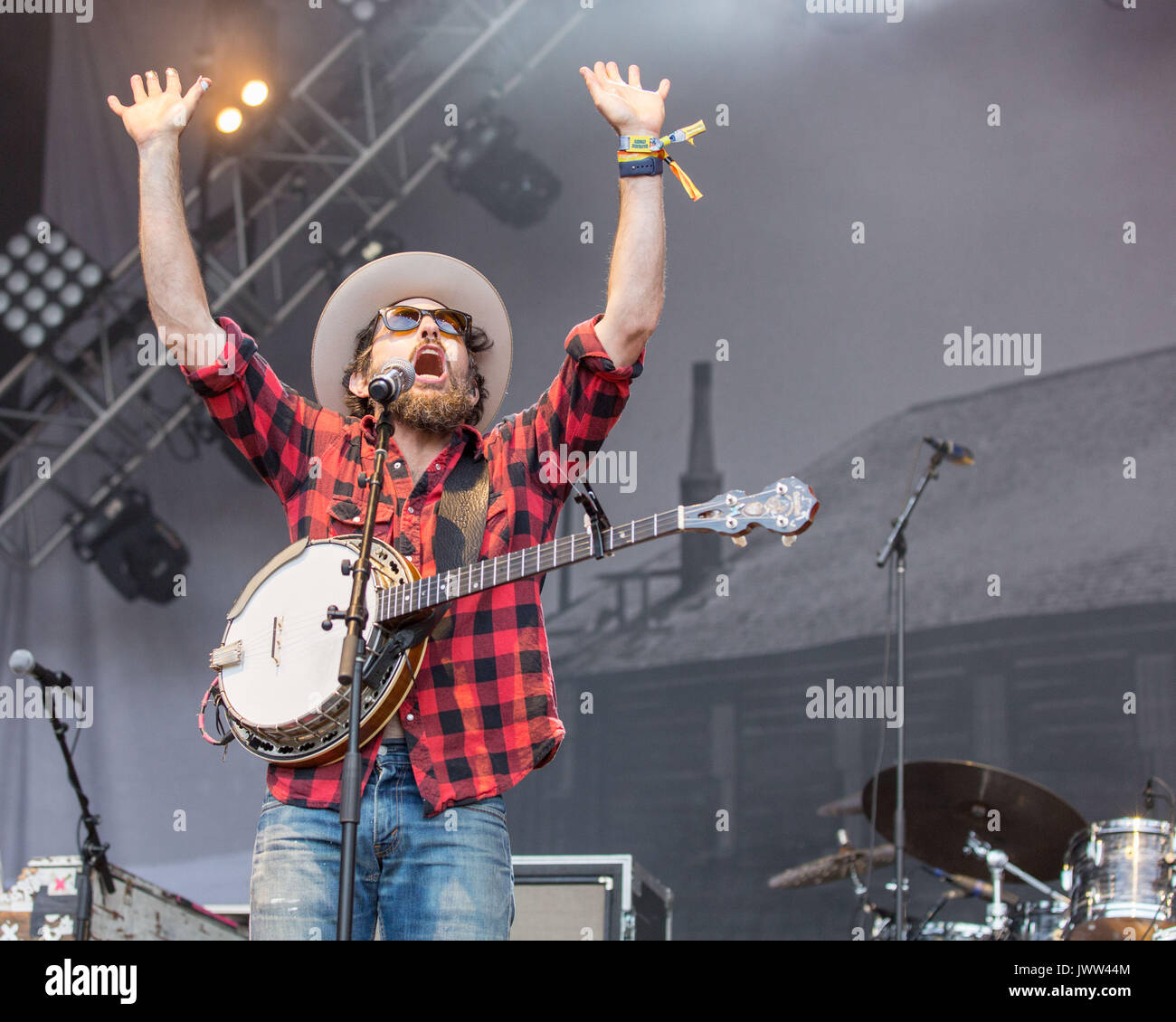 San Francisco, California, USA. 12th Aug, 2017. SCOTT AVETT of The ...