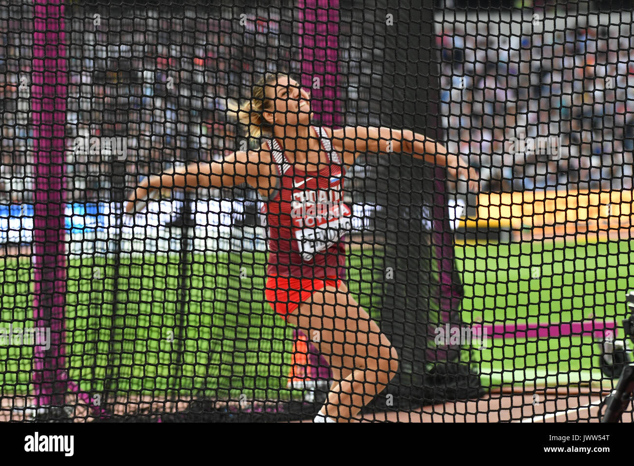 Womens discus throw final hi-res stock photography and images - Alamy