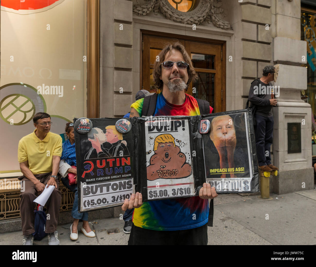 Protest buttons hi-res stock photography and images - Alamy