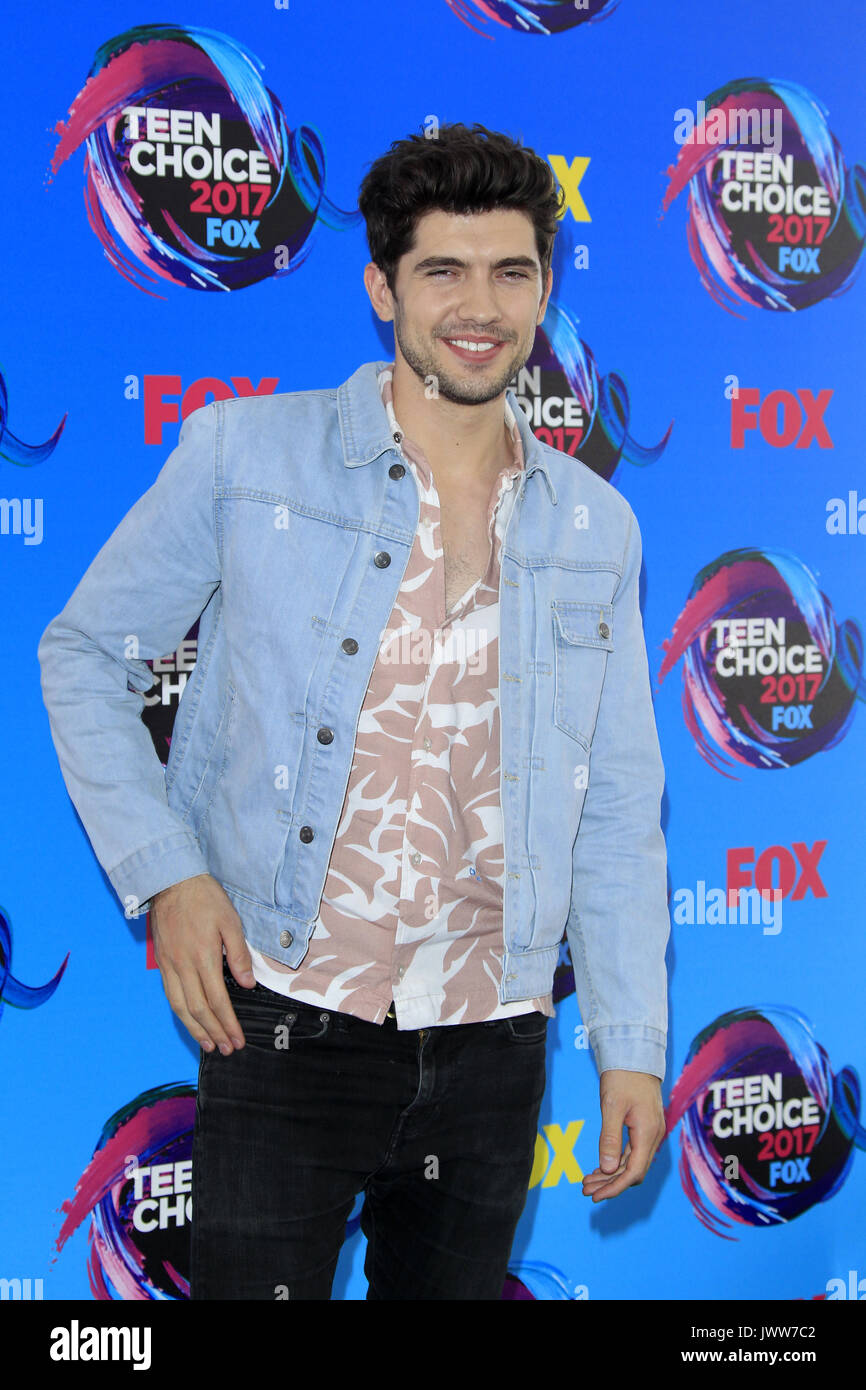 Los Angeles, CA, USA. 13th Aug, 2017. Carter Jenkins at the Teen Choice ...