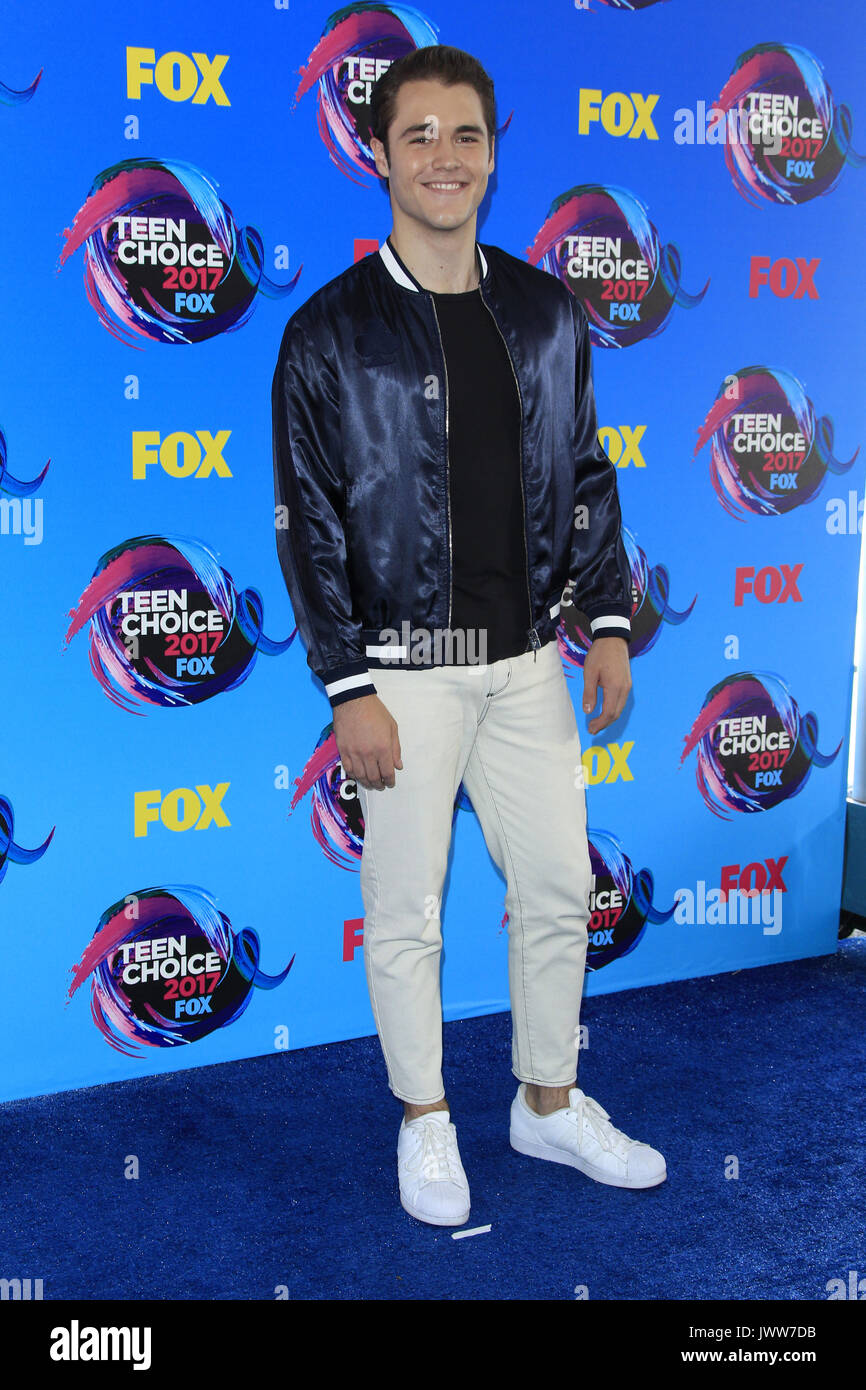 Los Angeles, CA, USA. 13th Aug, 2017. Charlie DePew at the Teen Choice ...