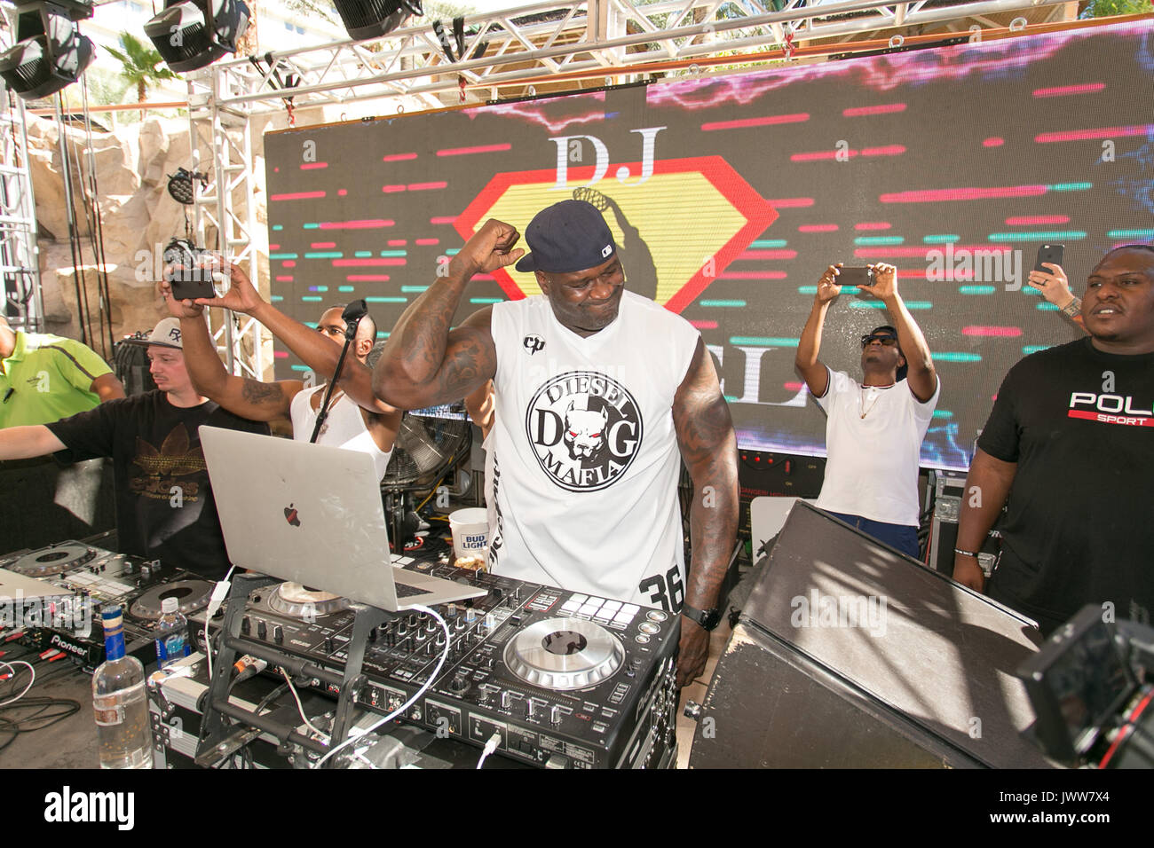 Las Vegas, NV, USA. 13th Aug, 2017. ***HOUSE COVERAGE*** DJ Diesel aka ...