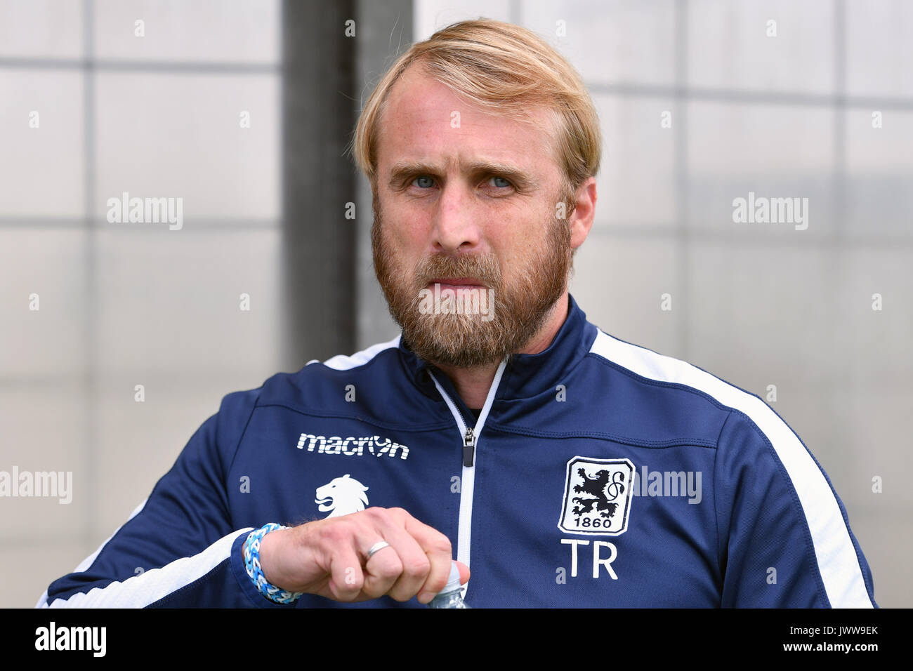 Muenchen, Deutschland. 13th Aug, 2017. Daniel BIEROFKA (Trainer 1860 ...