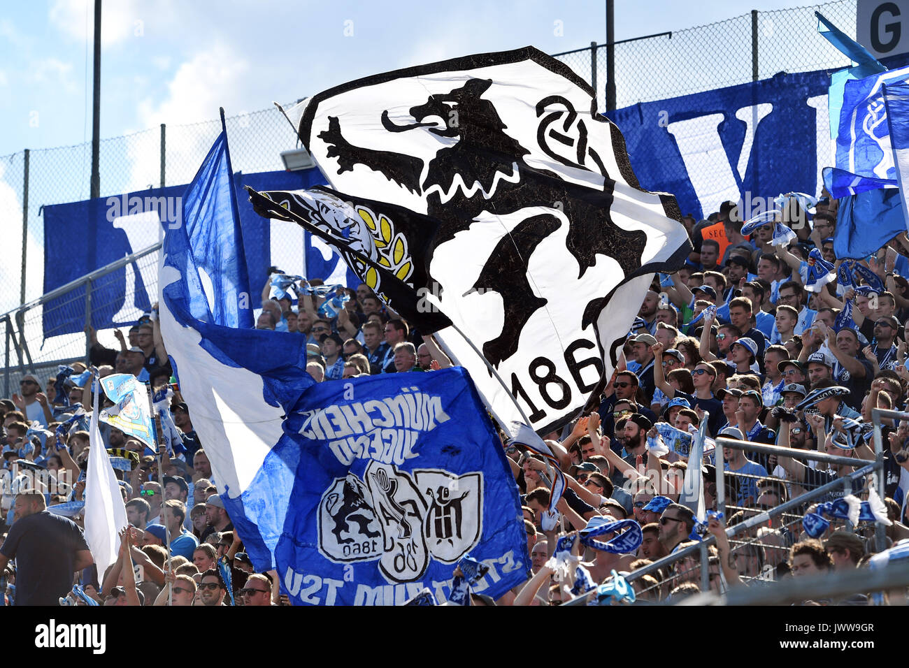 Muenchen, Deutschland. 13th Aug, 2017. 1860 Fans, Fussballfans mit ...