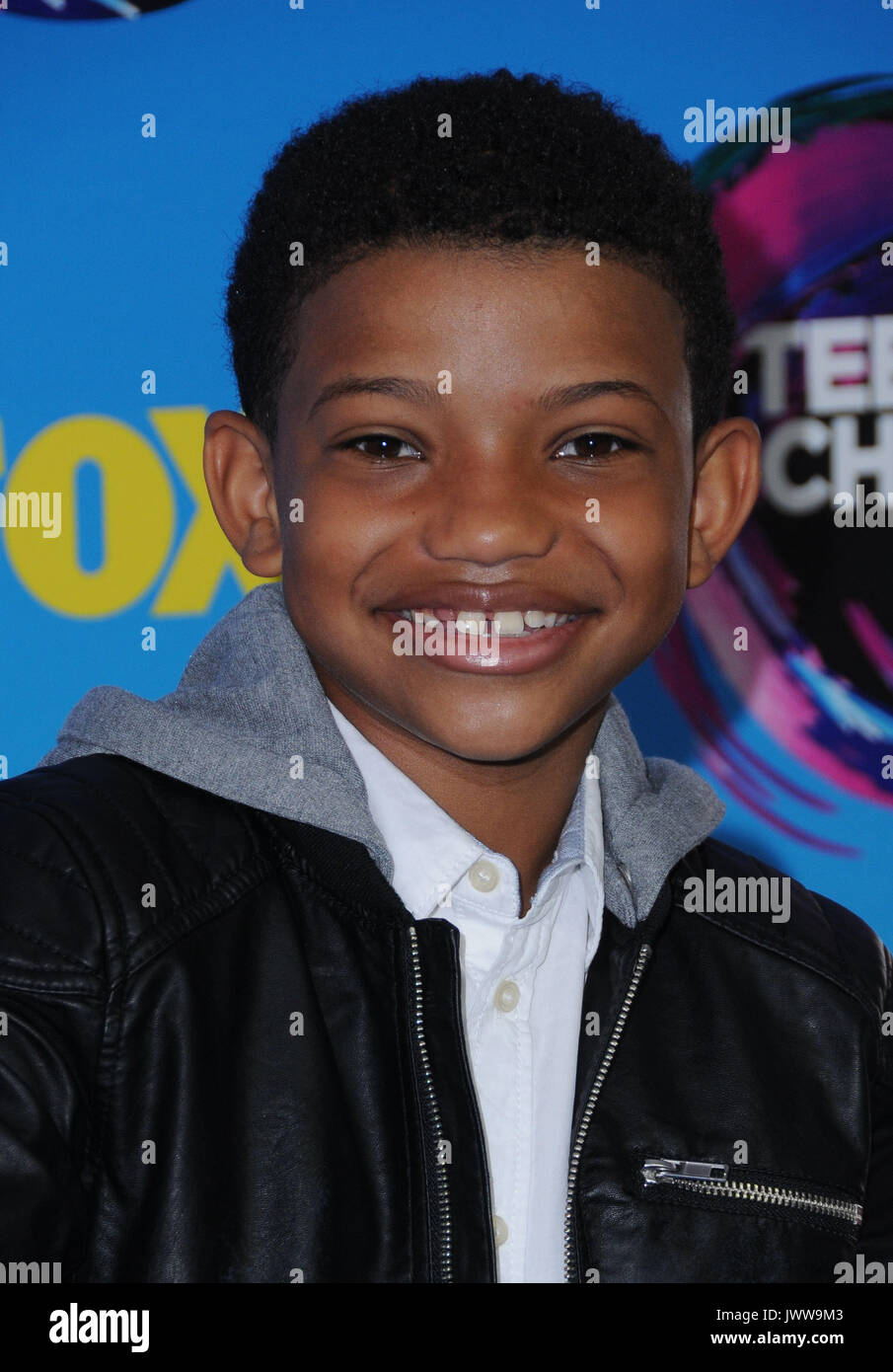 Los Angeles, CA, USA. 13th Aug, 2017. Lonnie Chavis. Teen Choice Awards ...