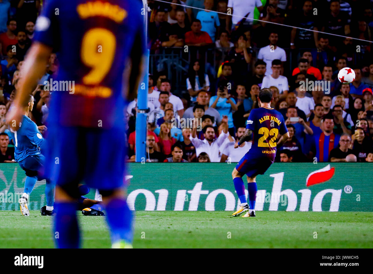 Cristiano ronaldo real madrid camp nou hi-res stock photography and ...