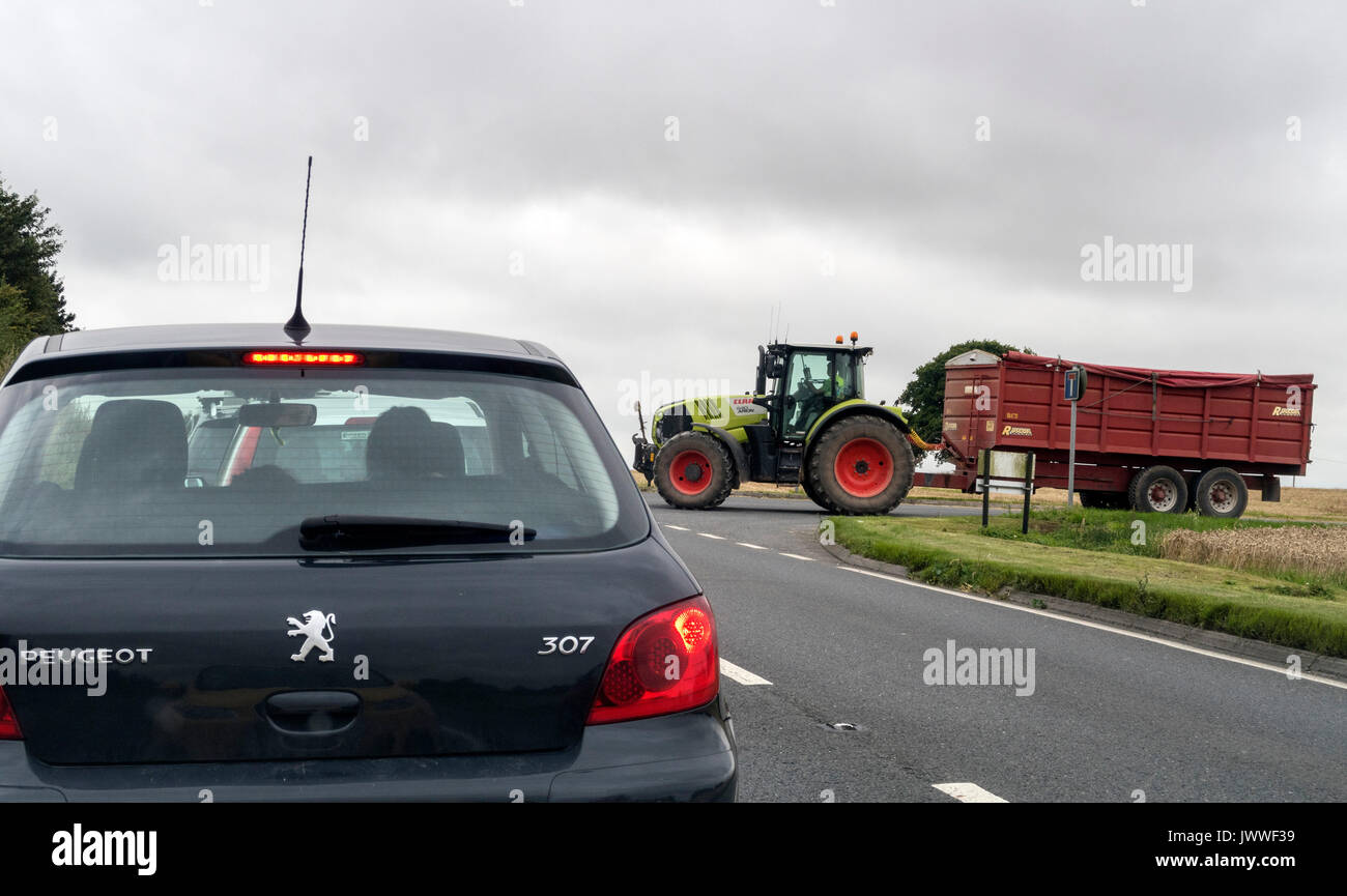 Agricultural vehicle hi-res stock photography and images - Alamy