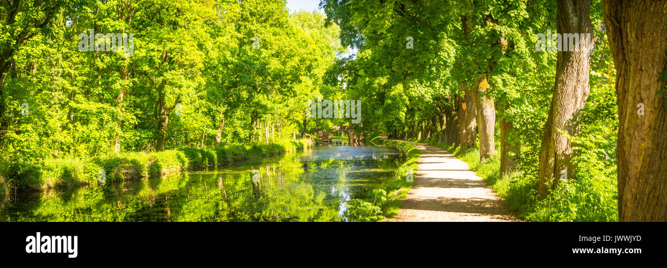Old stone canal hi-res stock photography and images - Alamy